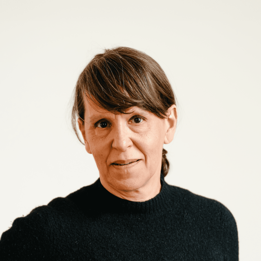 Decline to renewal: Race, deindustrialisation and working lives ...